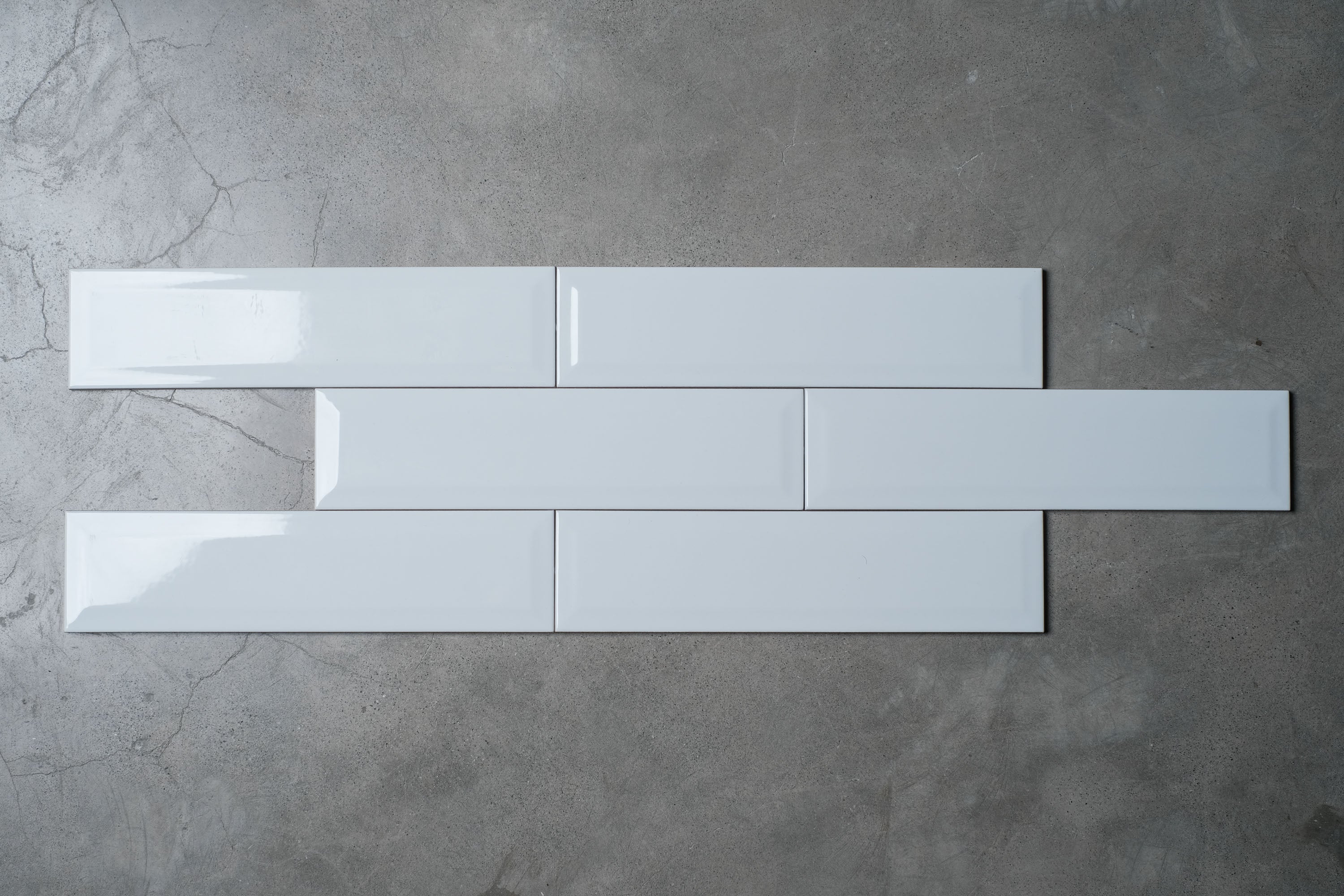 Metro Largo - Alto 753 Glossy White – Pietra Manila