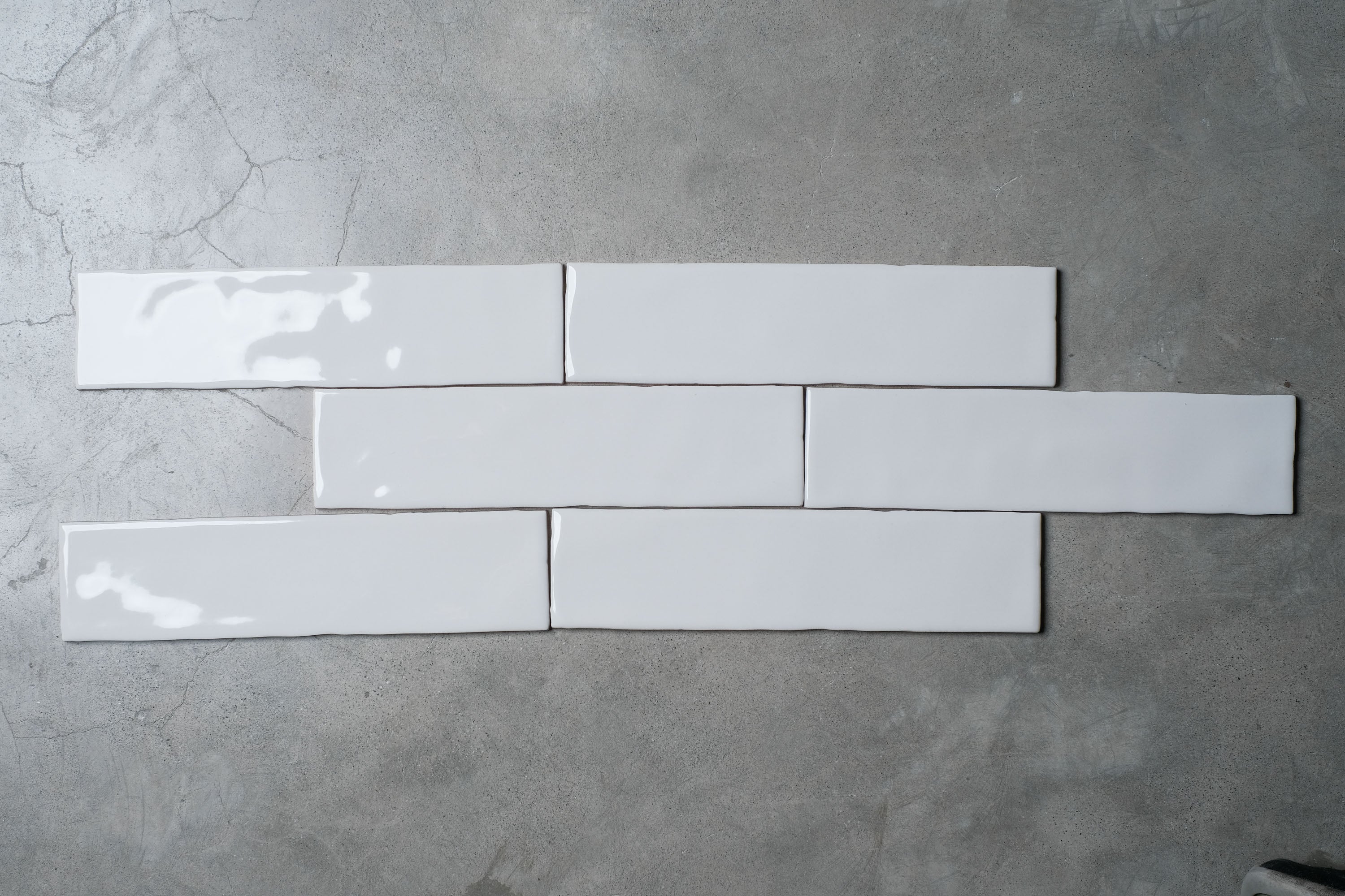 Alona Grande 753 Glossy Taupe – Pietra Manila